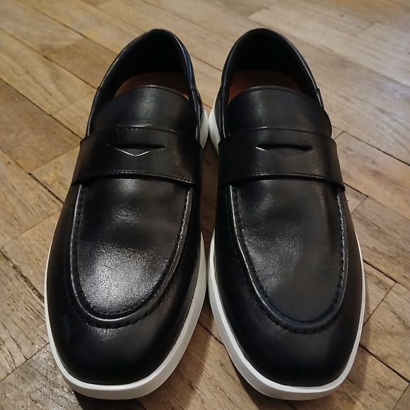 Wolf & Sheppard | Shoes | Wolf Shepherd Crossover Hybrid Blackwhite ...